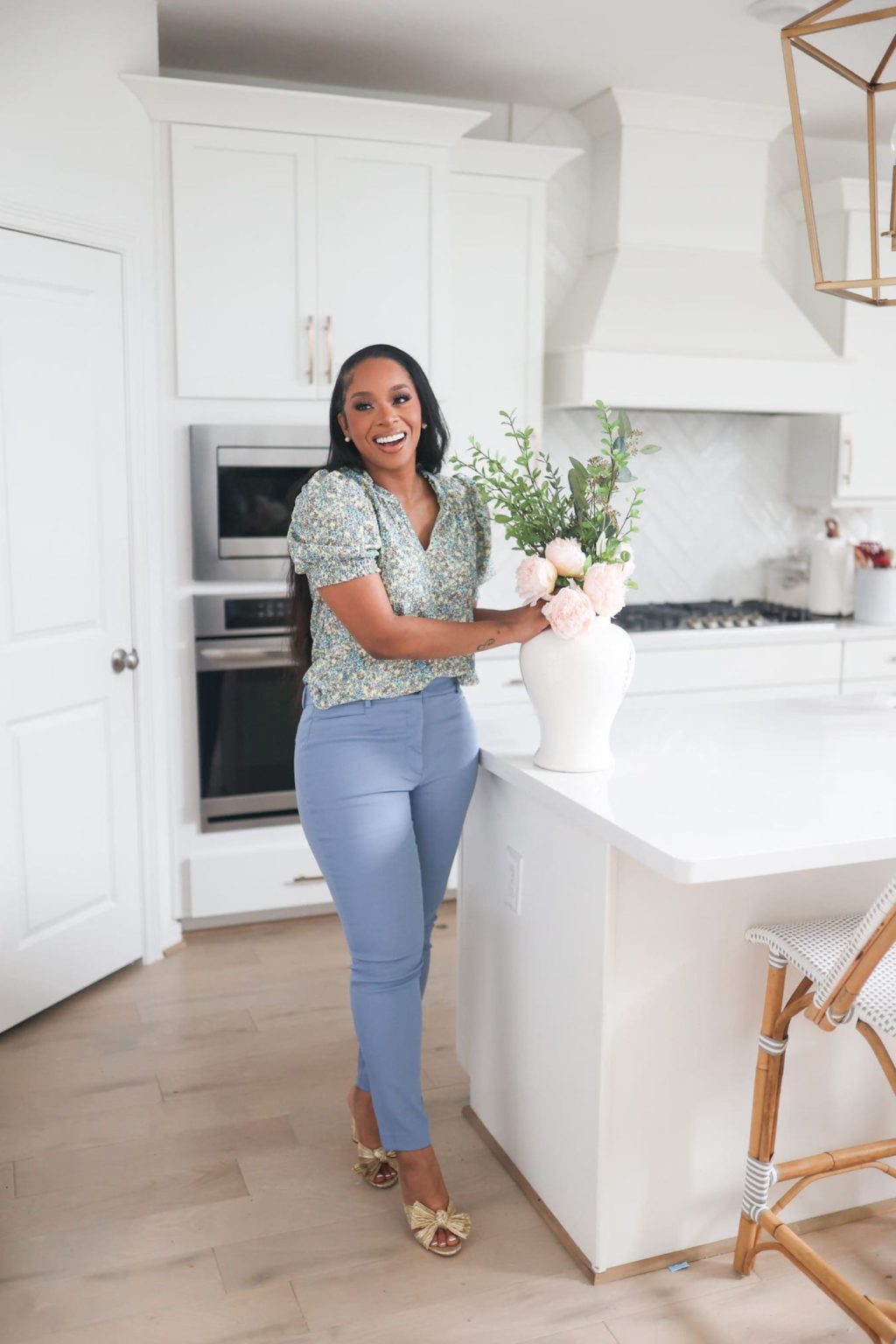 23 Black Female Influencers to Follow in 2023 - GoodTomiCha