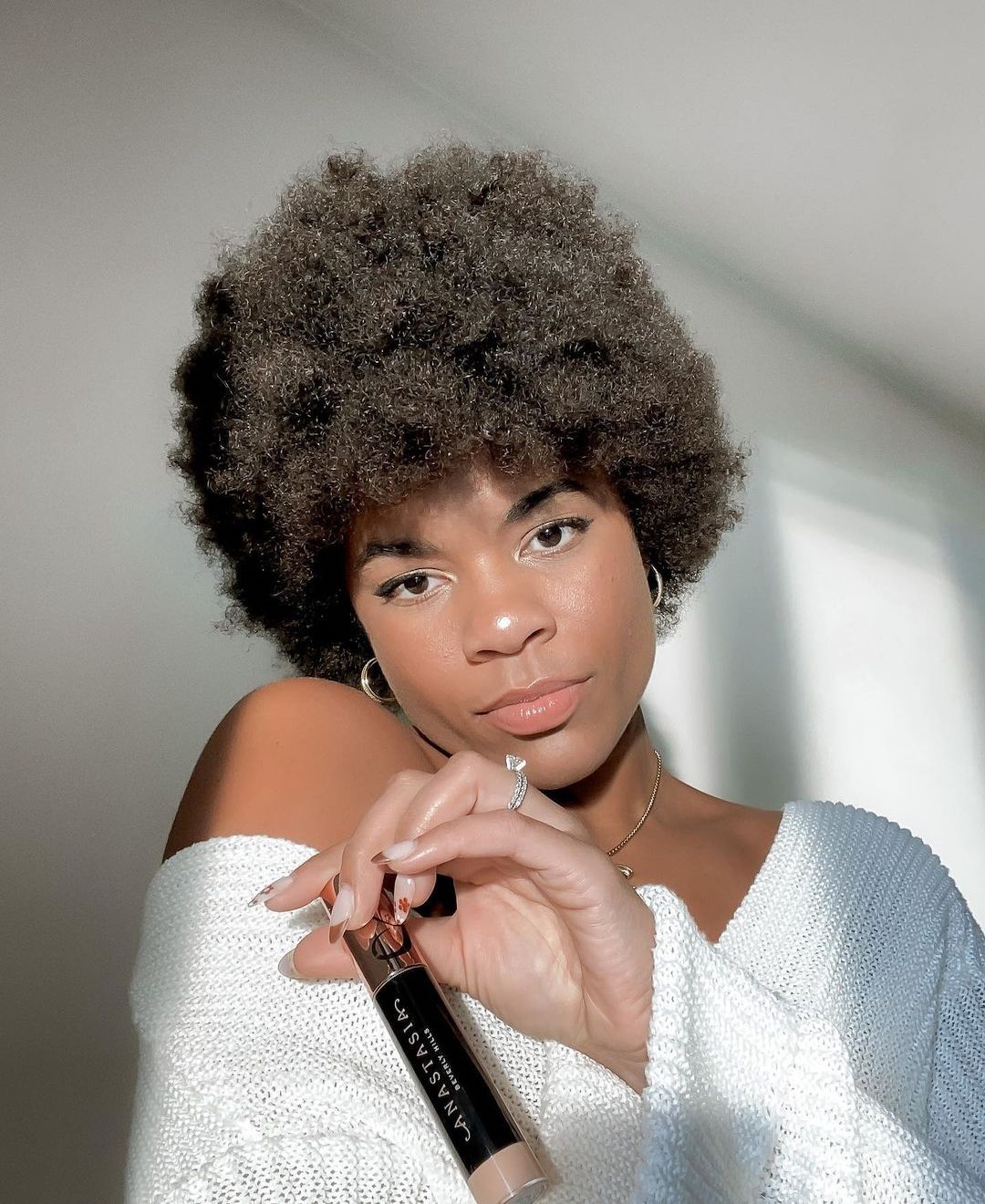 23 Black Female Influencers to Follow in 2023 - GoodTomiCha